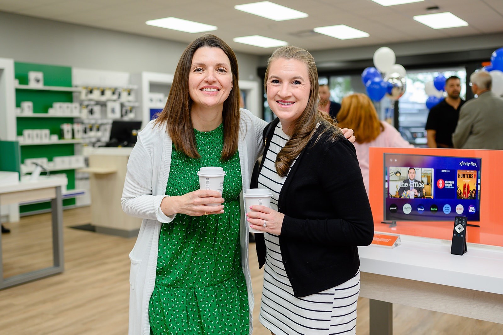 Tech Leader Opens New Xfinity Store in Lake Jackson | Comcast Texas
